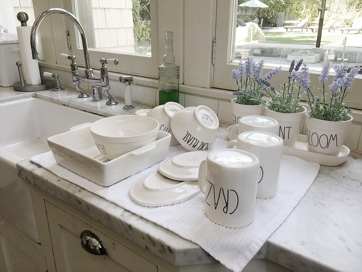 SIX TIPS FOR FINDING RAE DUNN POTTERY - MY 100 YEAR OLD HOME