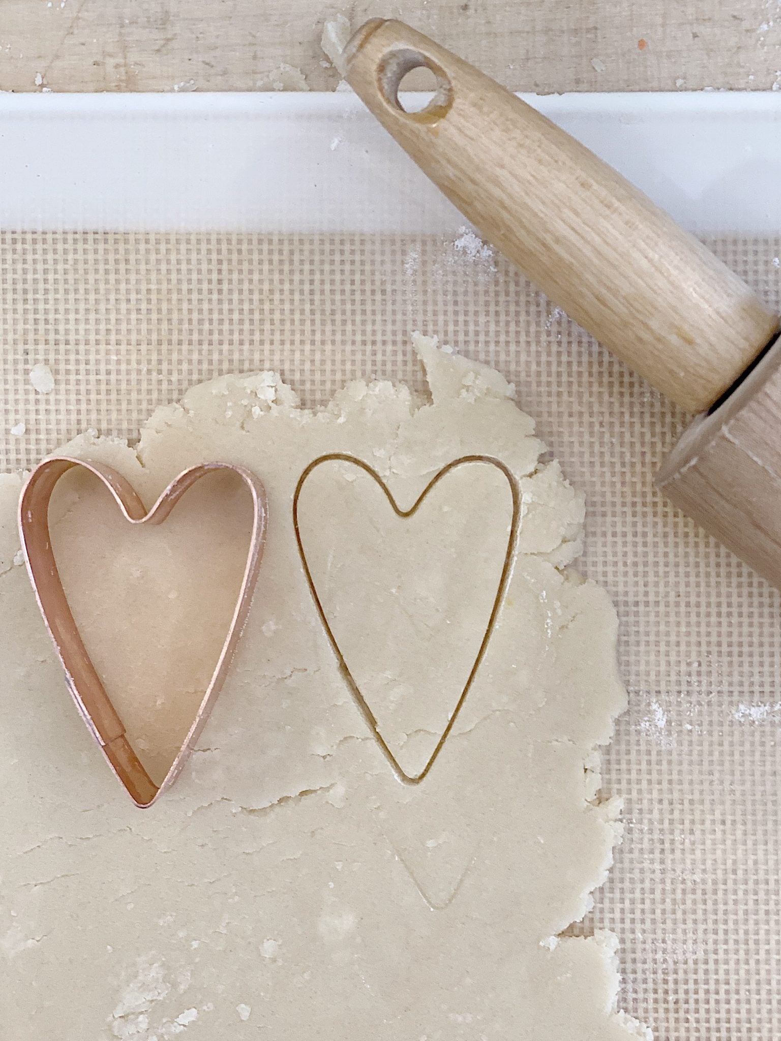 Decorating Cookies 101 with Wilton Royal Icing - MY 100 YEAR OLD HOME