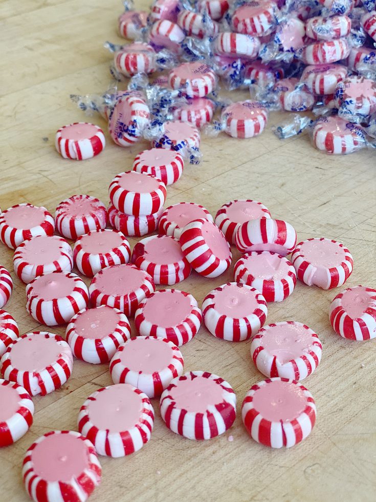 How to Make a Peppermint Candy Plate - MY 100 YEAR OLD HOME