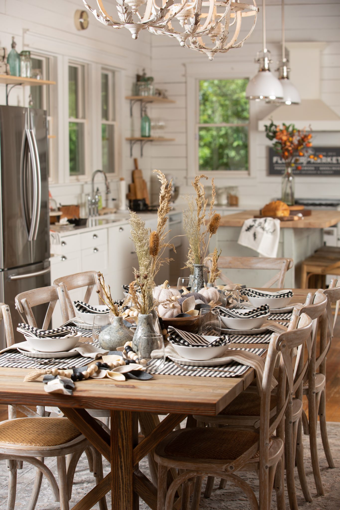 Our Photoshoot with Clint Harp Designs - MY 100 YEAR OLD HOME