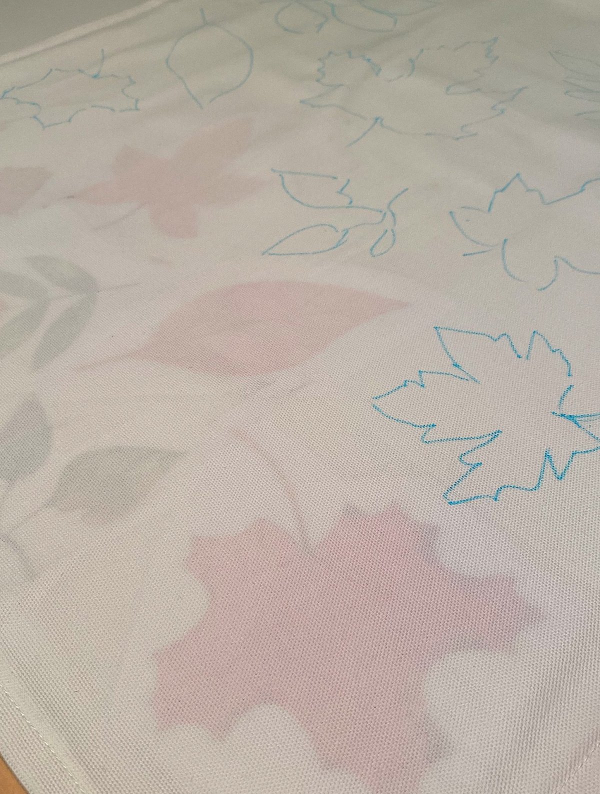 DIY Pillow Ideas - Painted Fall Pillows - MY 100 YEAR OLD HOME