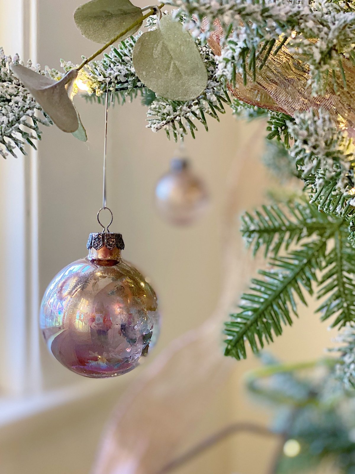 How to Style a Rose Gold Christmas Tree - MY 100 YEAR OLD HOME