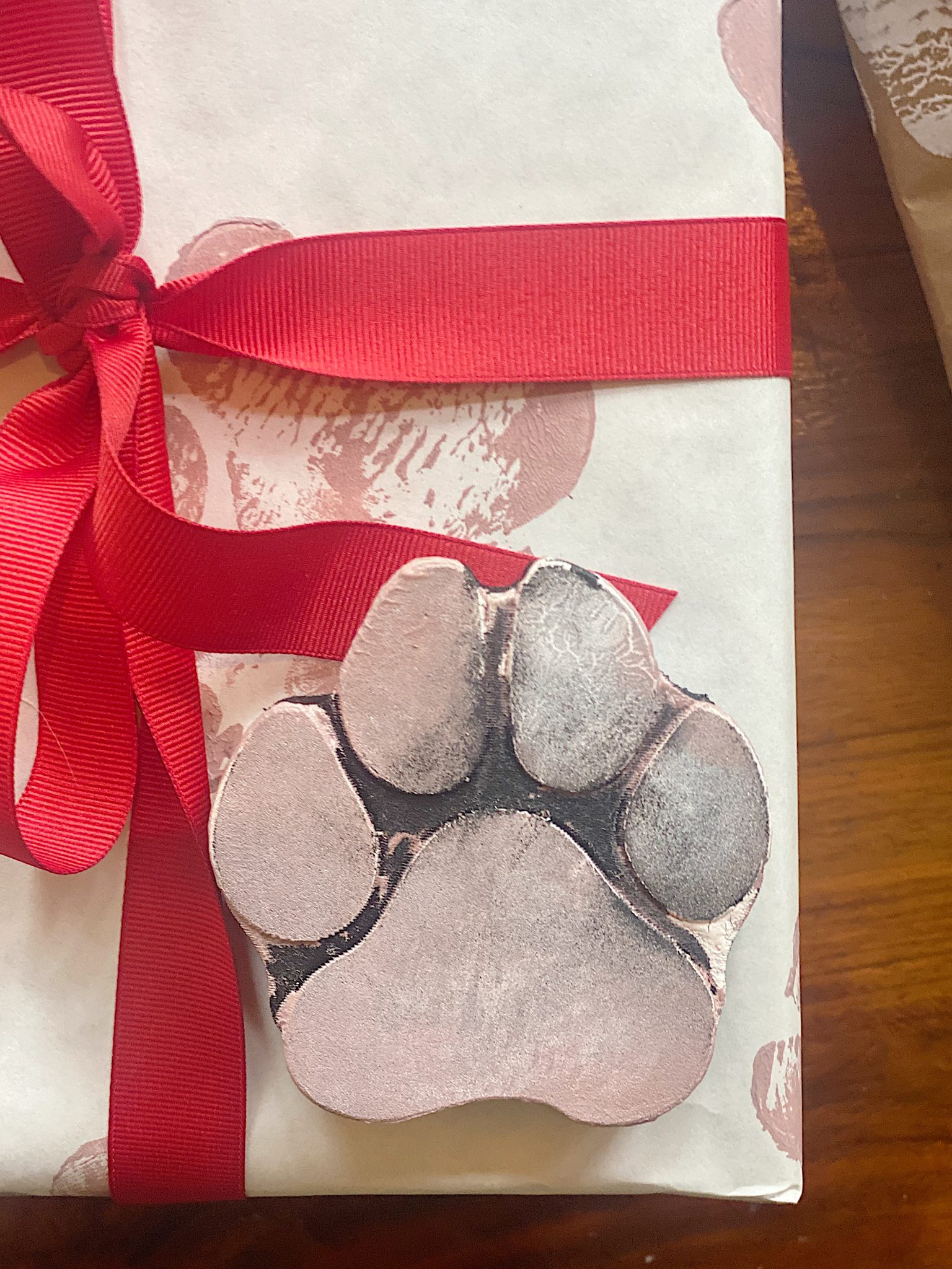 Creative Pet Gift Wrapping Ideas - MY 100 YEAR OLD HOME