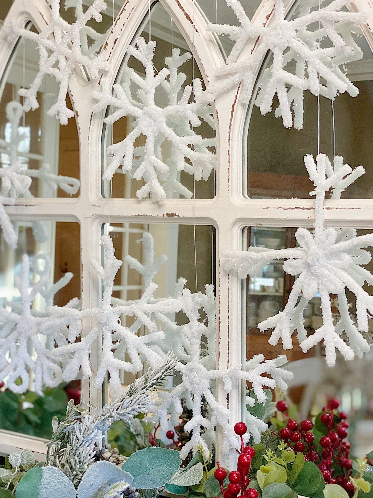 How to Make Crystal Snowflake Ornaments - MY 100 YEAR OLD HOME