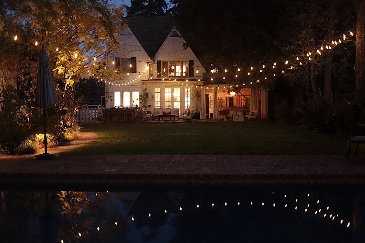 How to Install Your Own Outdoor Backyard Lighting - MY 100 YEAR OLD HOME