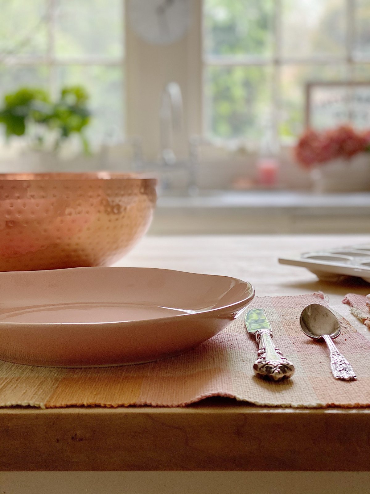 My Favorite Pink Dinnerware in the Kitchen - MY 100 YEAR OLD HOME