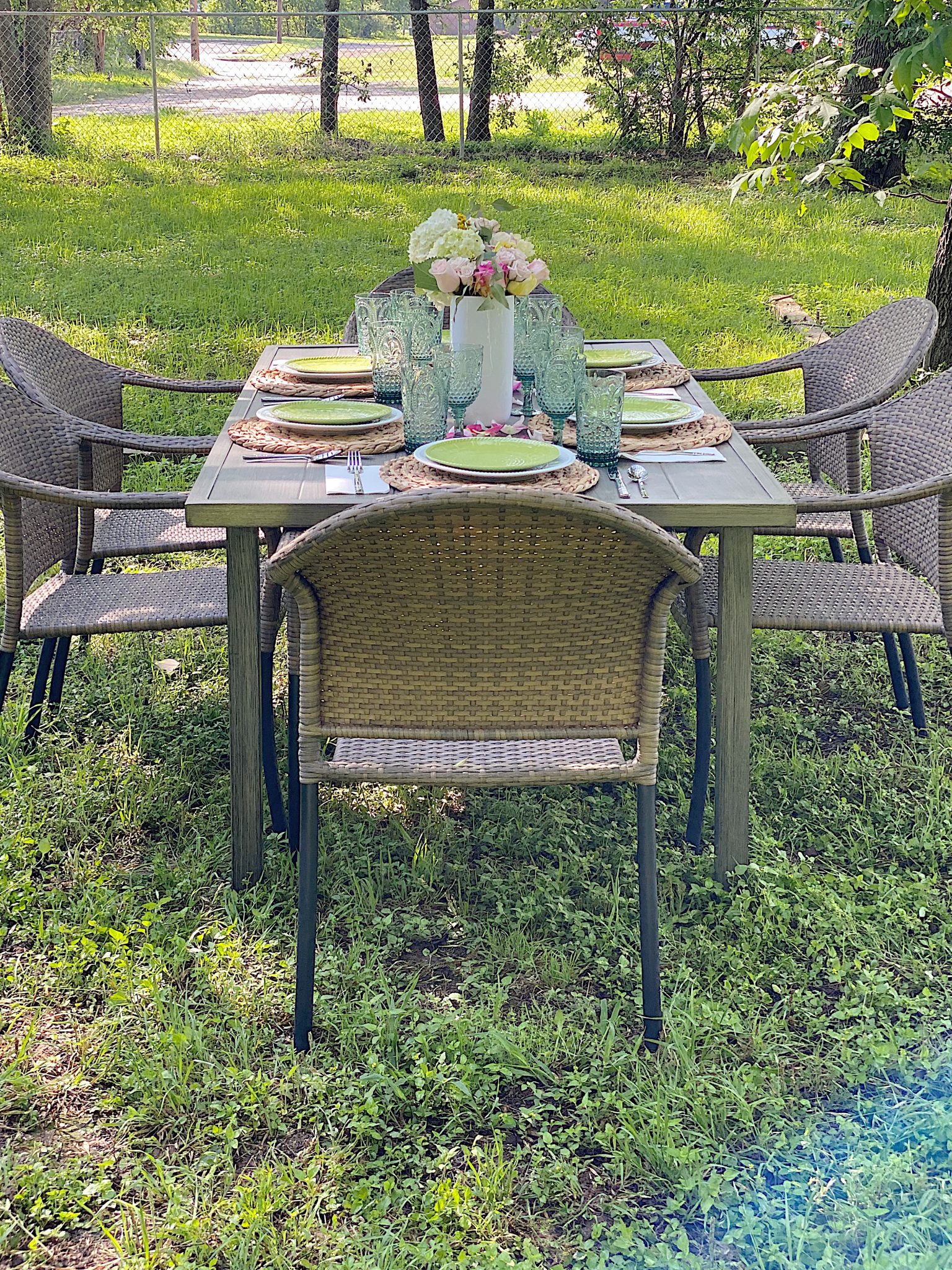 How to Create a Special Outdoor Dining Area - MY 100 YEAR OLD HOME