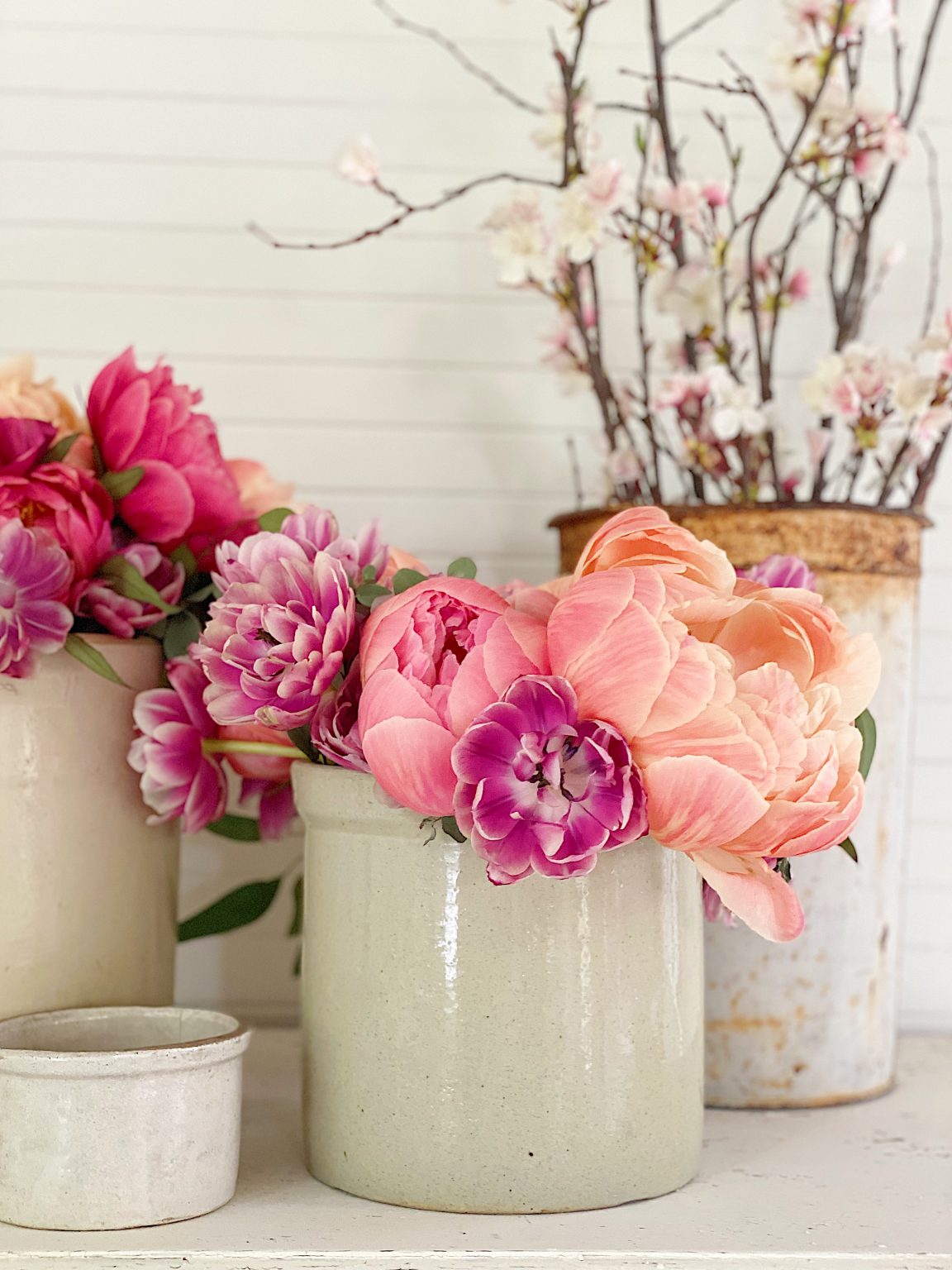 How to Arrange Flowers in a Vase - MY 100 YEAR OLD HOME