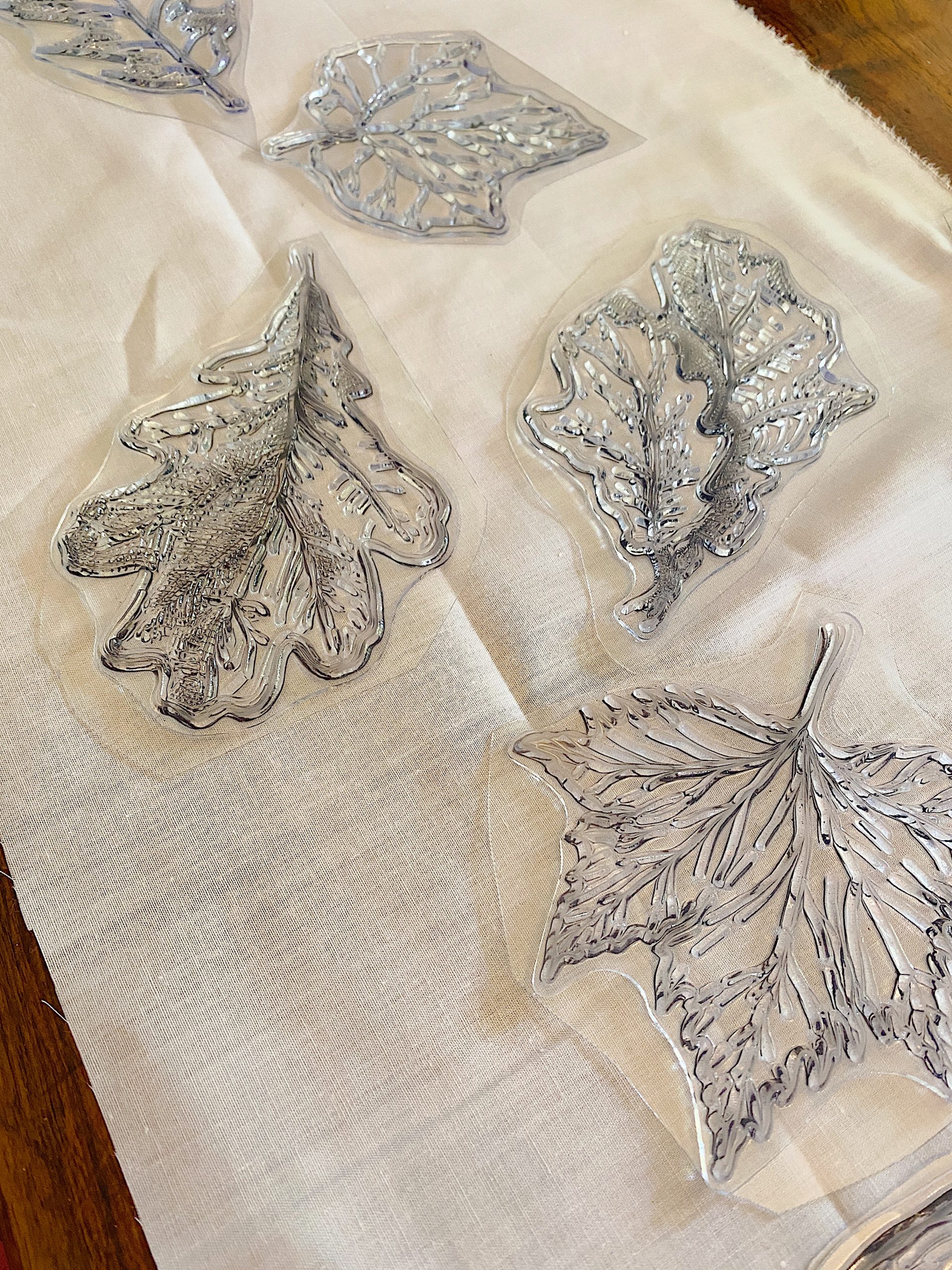 DIY Fall Table Runner - MY 100 YEAR OLD HOME