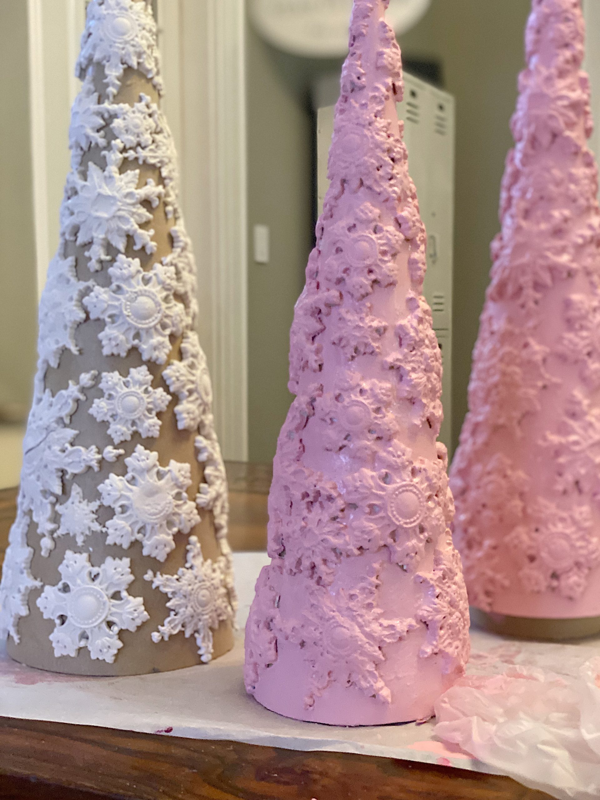 Pink Tabletop Christmas Tree DIY - MY 100 YEAR OLD HOME