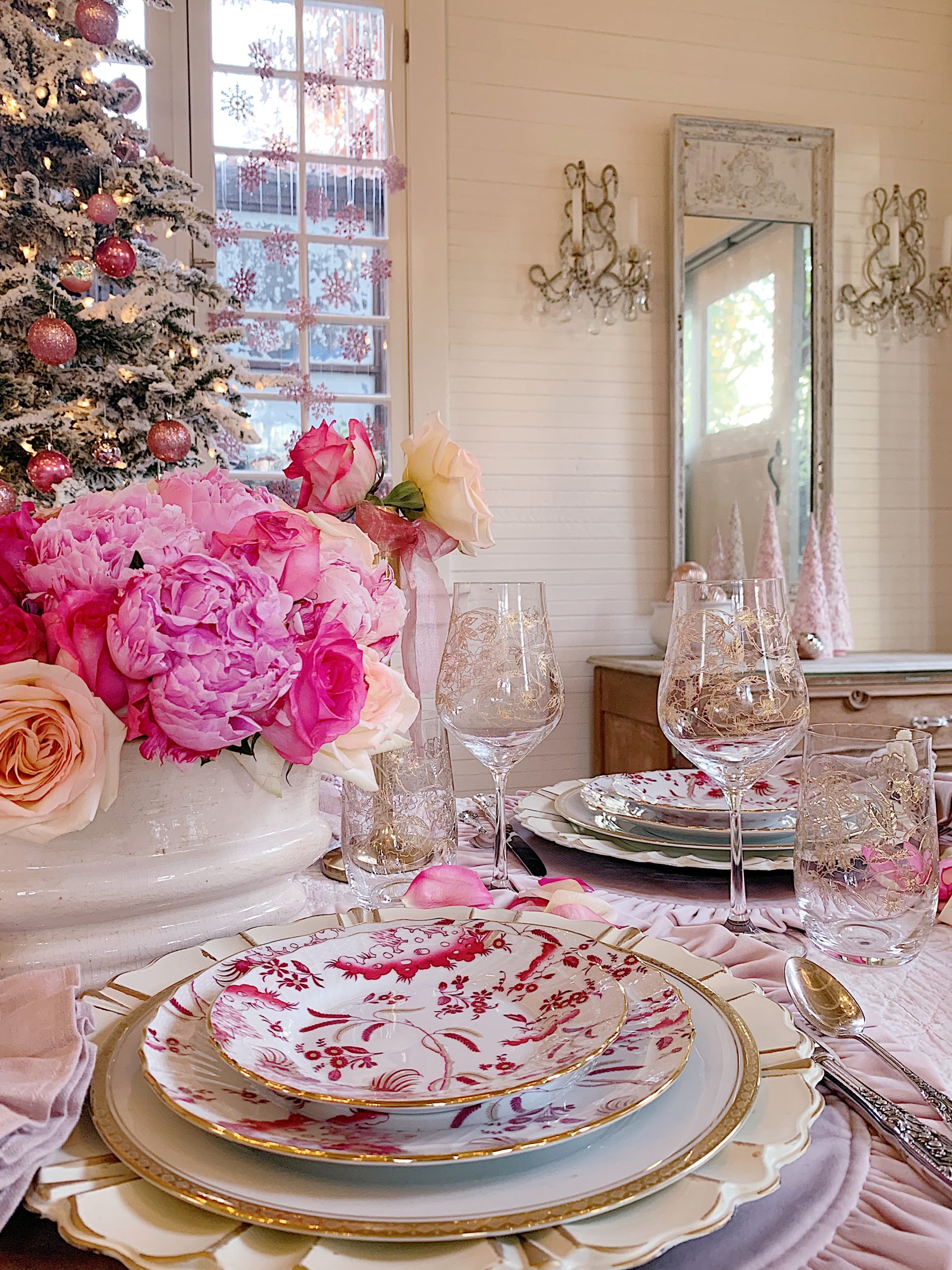 Pink Christmas Table Favorites - MY 100 YEAR OLD HOME