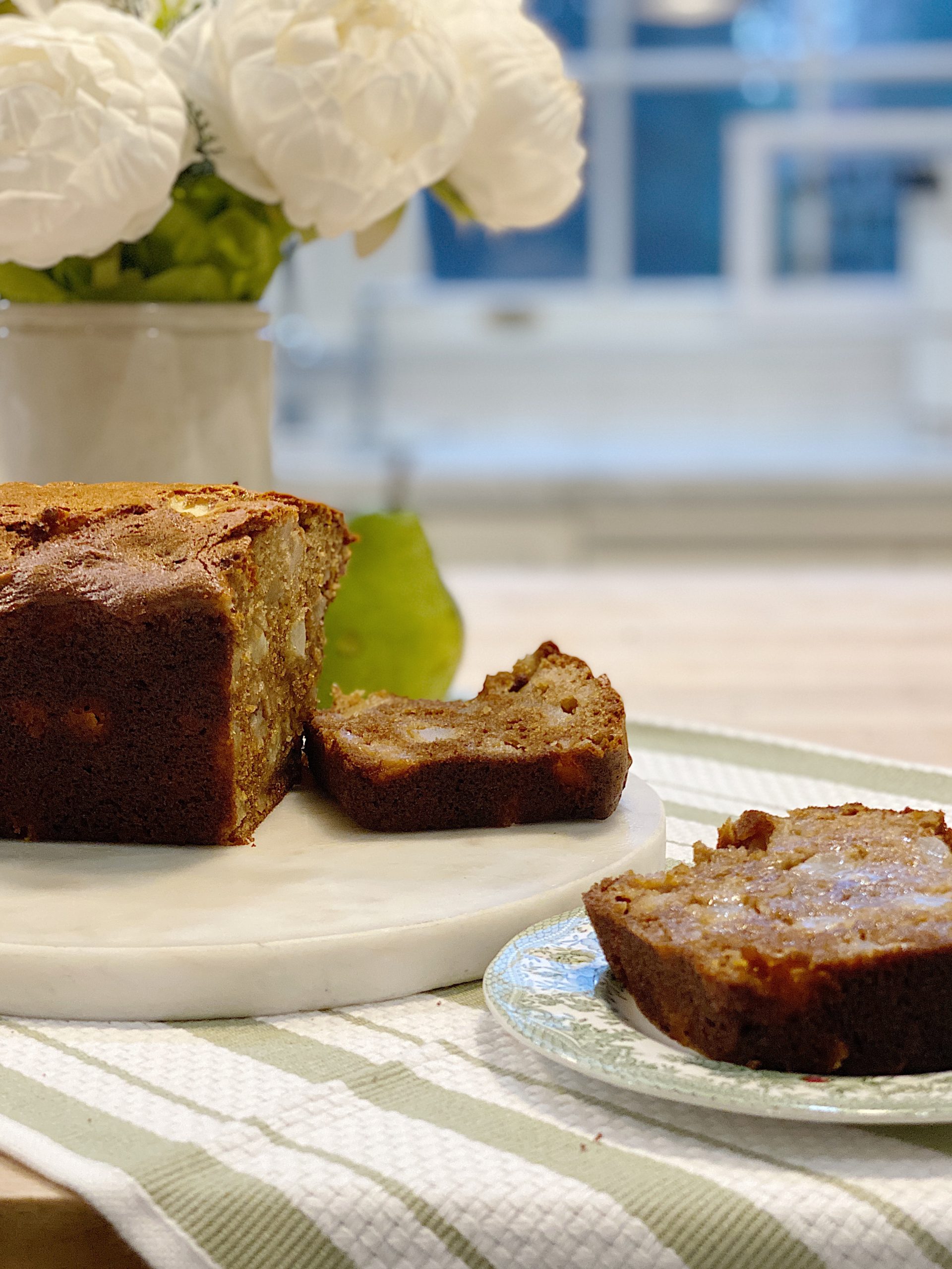 The Very Best Pear Bread Recipe - MY 100 YEAR OLD HOME