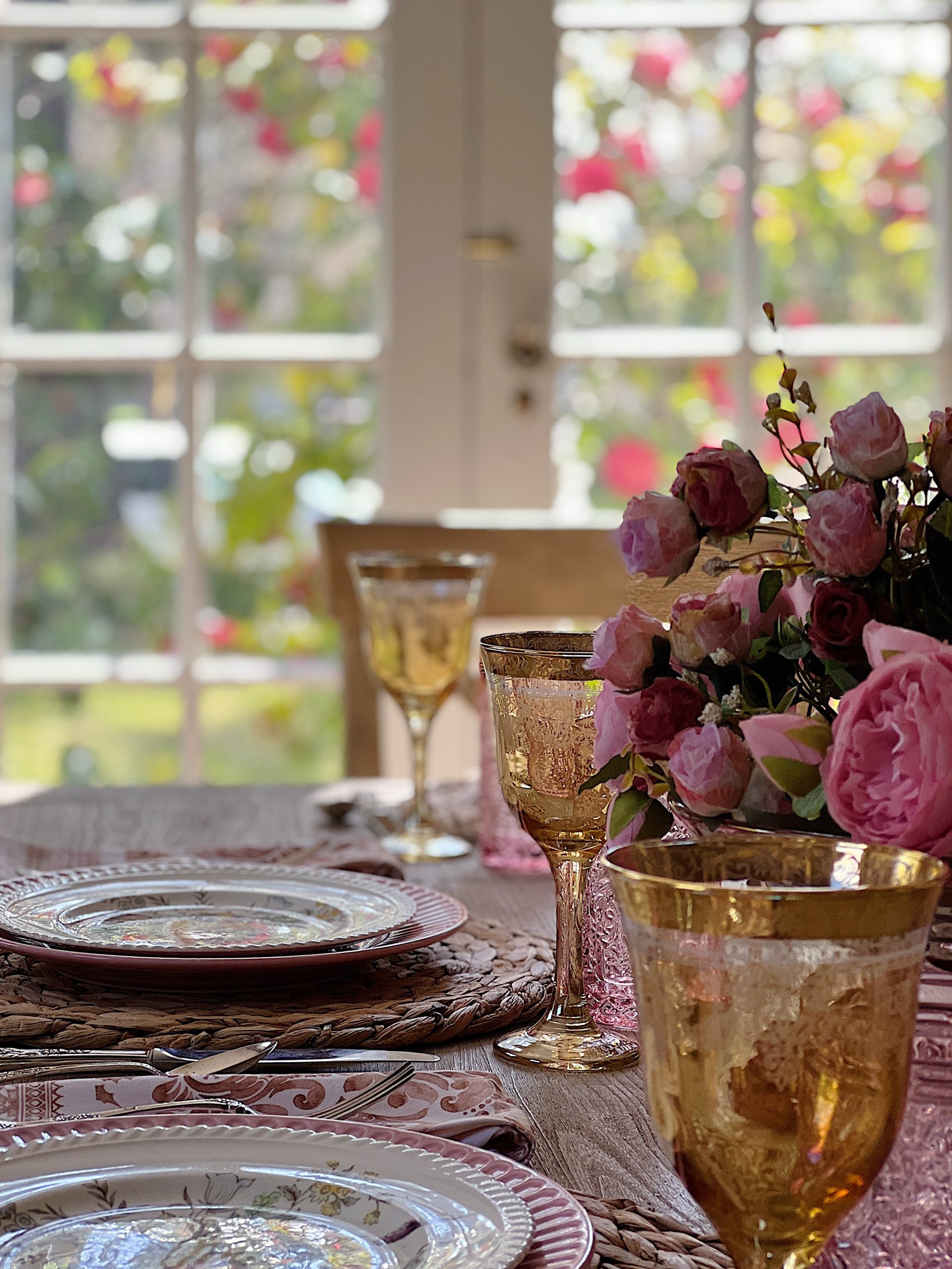 A Twist on Traditional Spring Colors - MY 100 YEAR OLD HOME