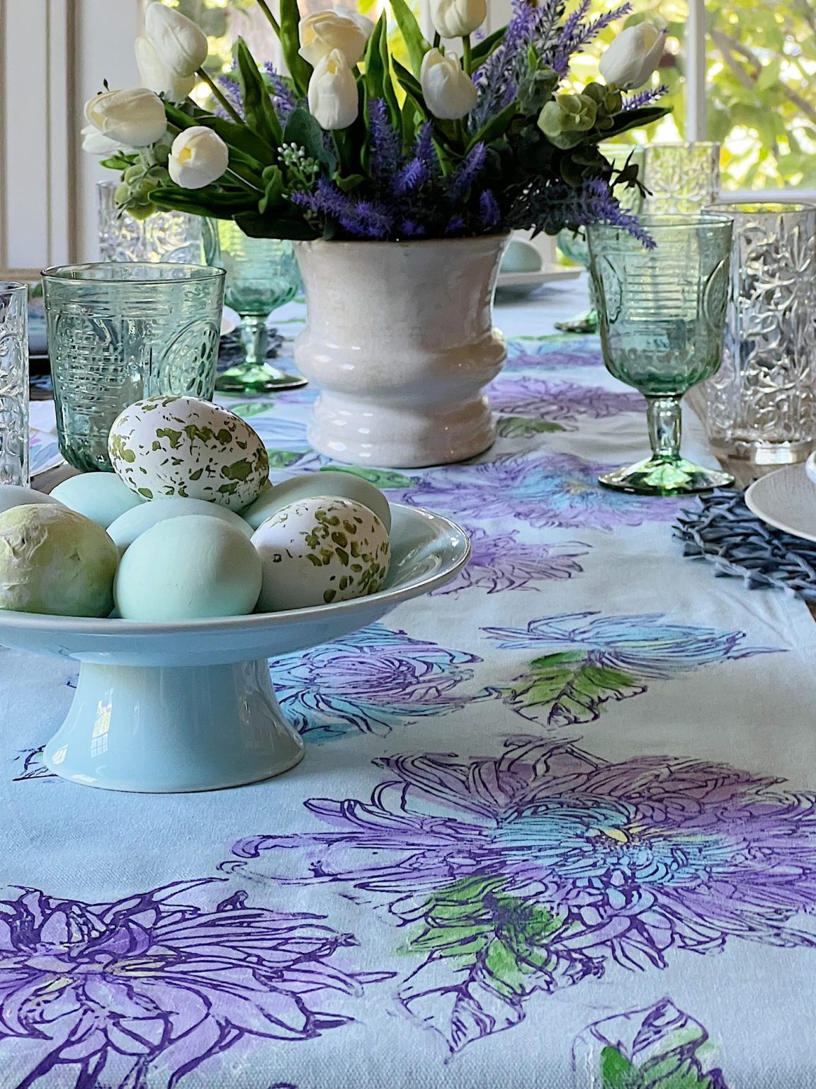 Easter Table Runner DIY - MY 100 YEAR OLD HOME