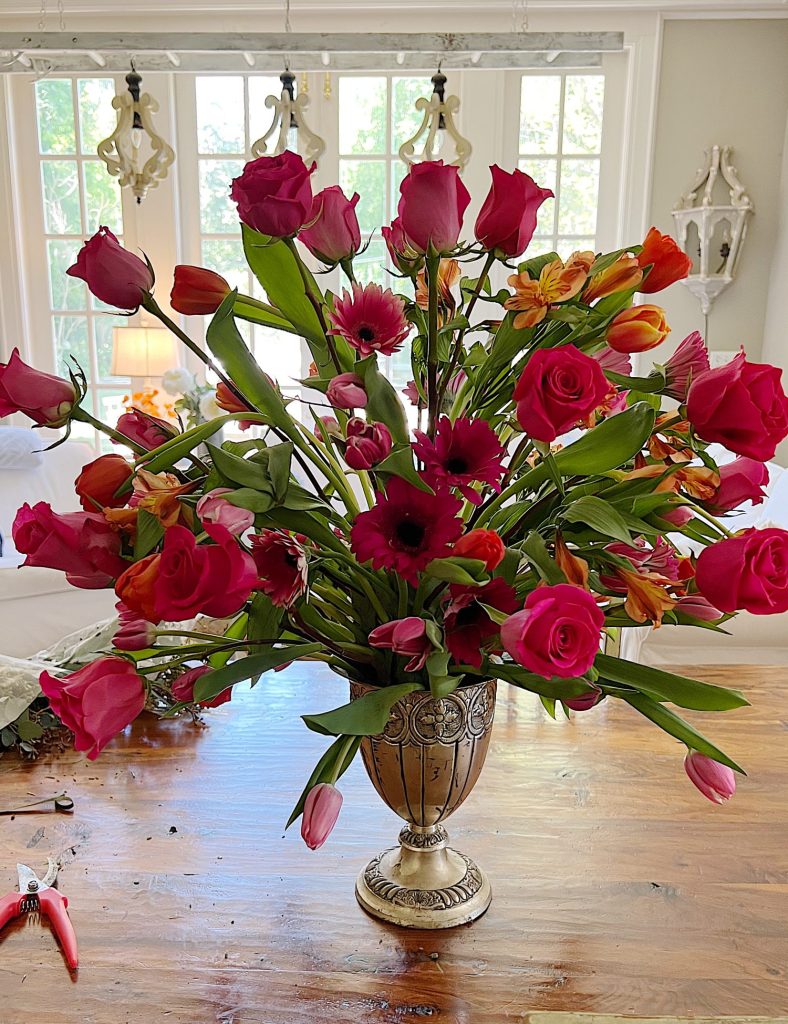 A Large Flower Arrangement Made Easy - MY 100 YEAR OLD HOME