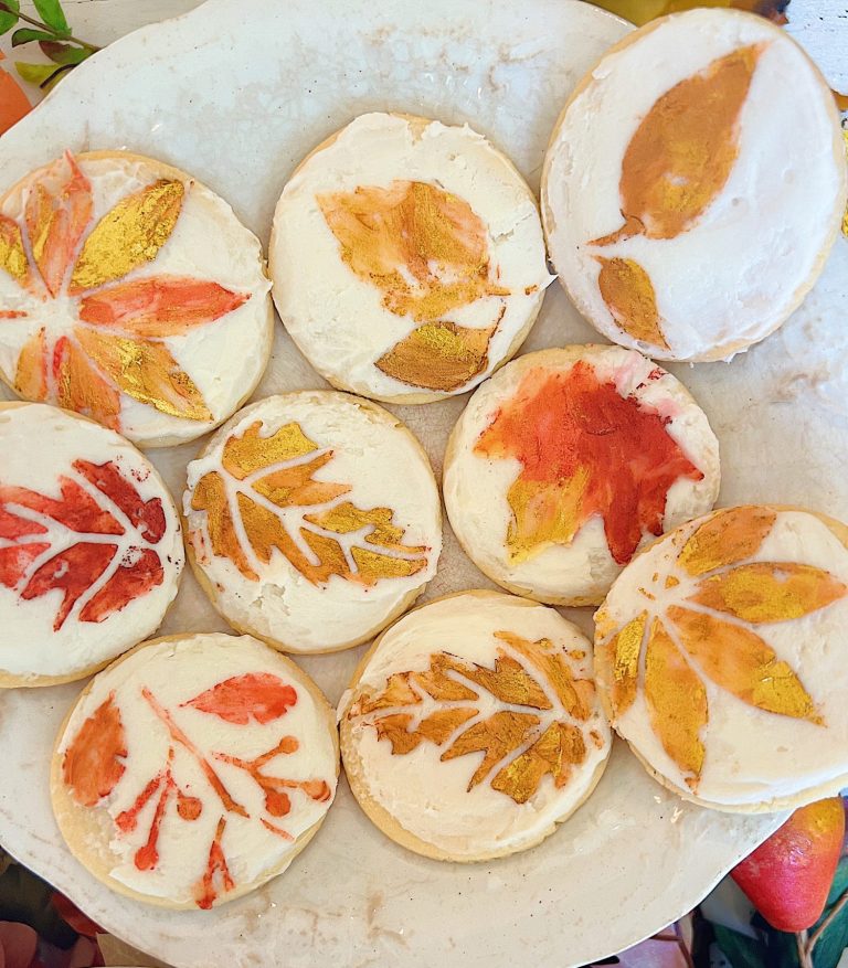 How to Make Pretty Fall Cookies - MY 100 YEAR OLD HOME
