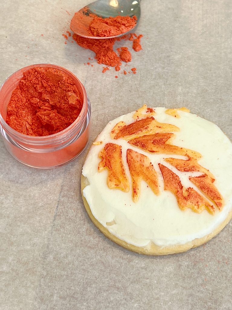 How to Make Pretty Fall Cookies - MY 100 YEAR OLD HOME