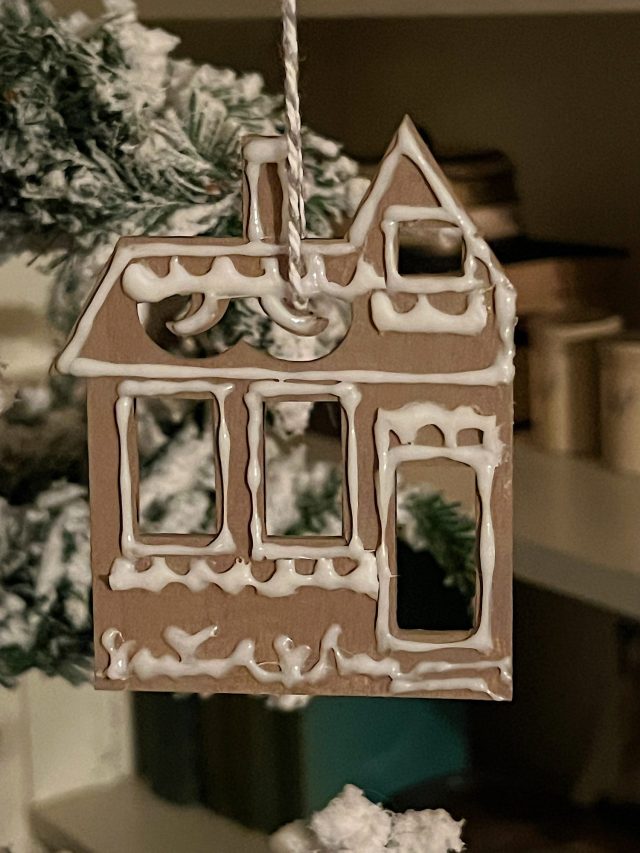DIY Gingerbread House Wood Christmas Ornaments - MY 100 YEAR OLD HOME