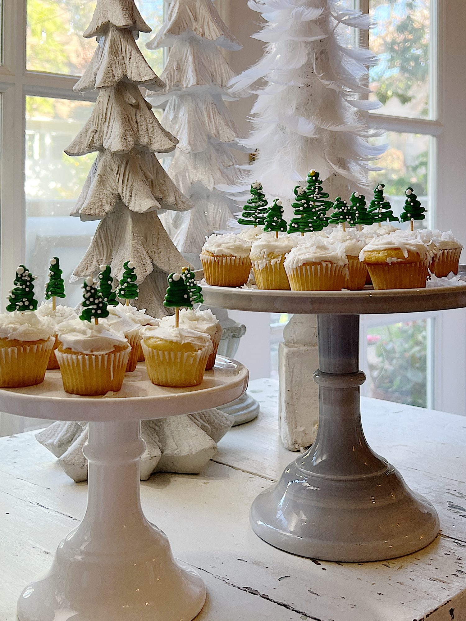 Christmas Tree Cupcakes - MY 100 YEAR OLD HOME