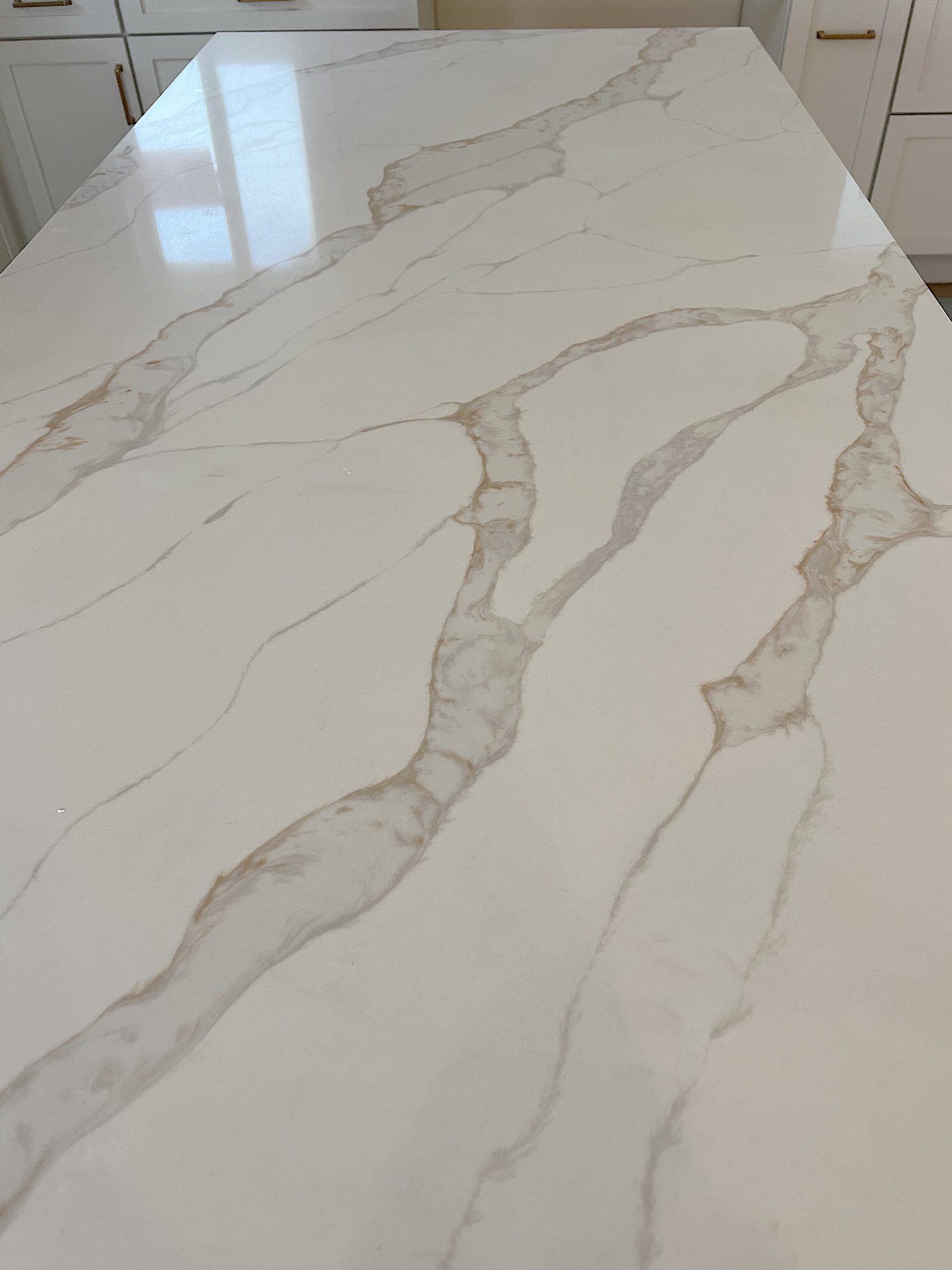 Beach House White Quartz Countertops - MY 100 YEAR OLD HOME