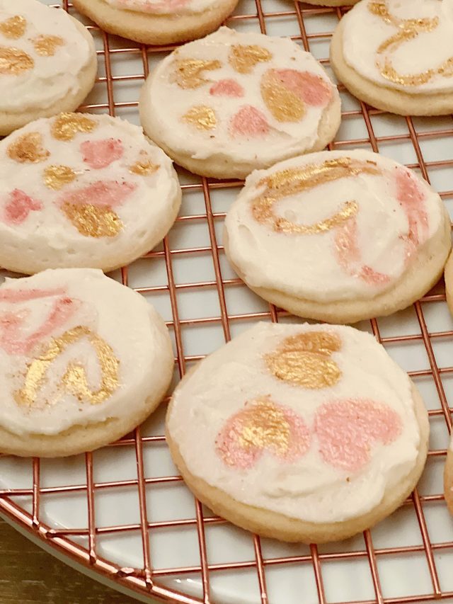 Valentine Cookies Decorated with Edible Luster Dust - MY 100 YEAR OLD HOME
