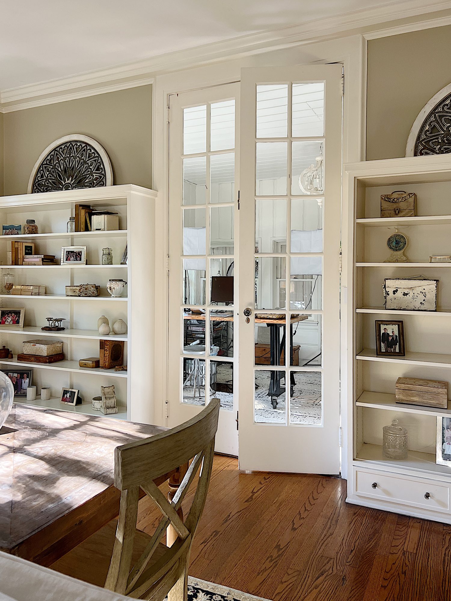 Summer Living Room Remodel - MY 100 YEAR OLD HOME