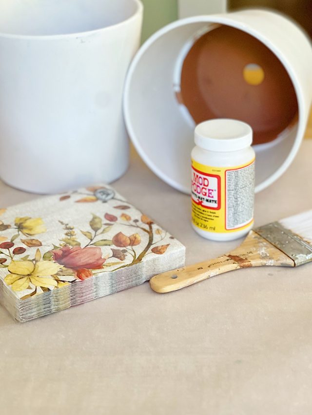 DIY Herb Pots For Your Kitchen - MY 100 YEAR OLD HOME