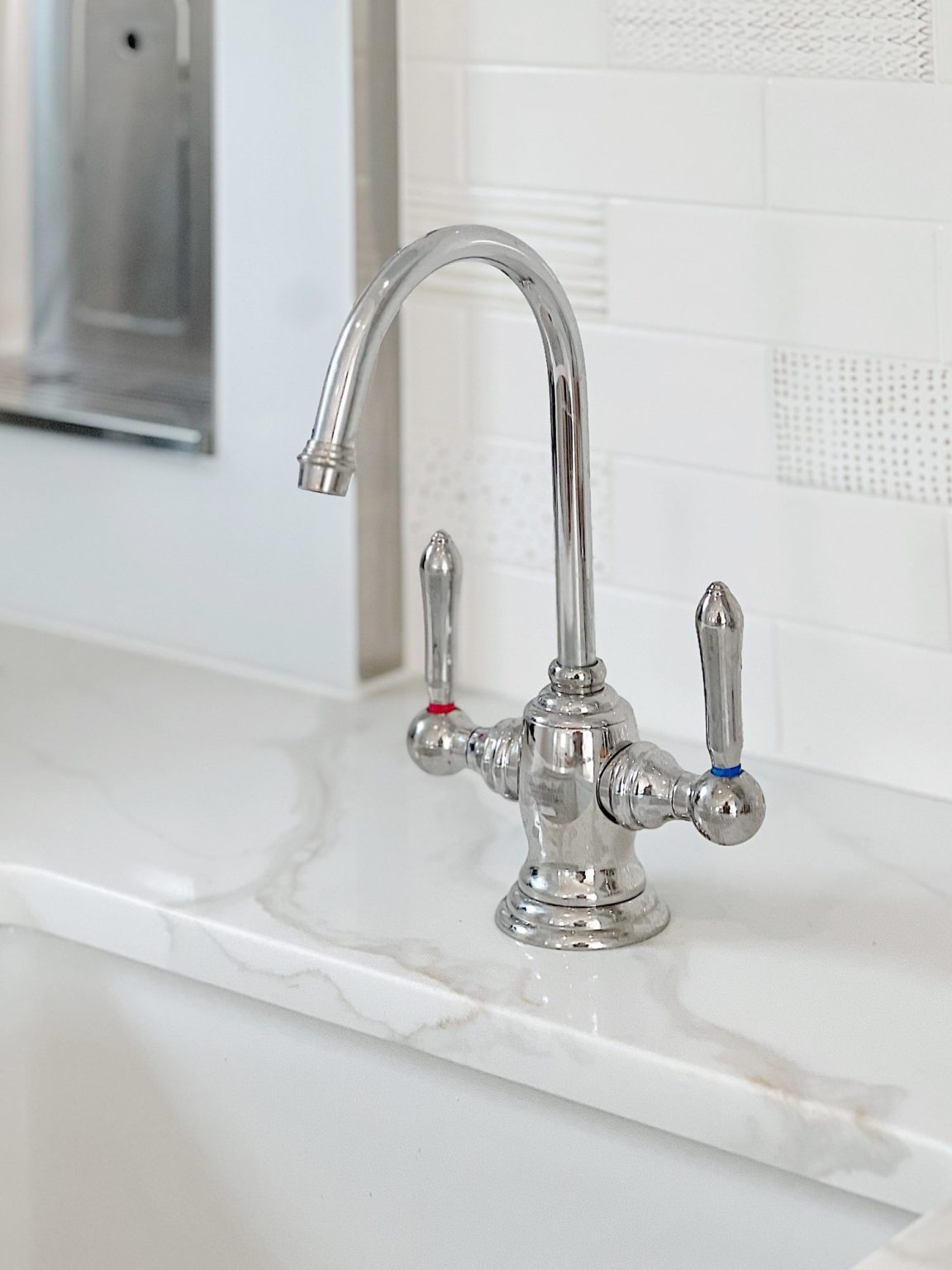 Why I Chose California Faucets for Our Beach House Remodel - MY 100 ...
