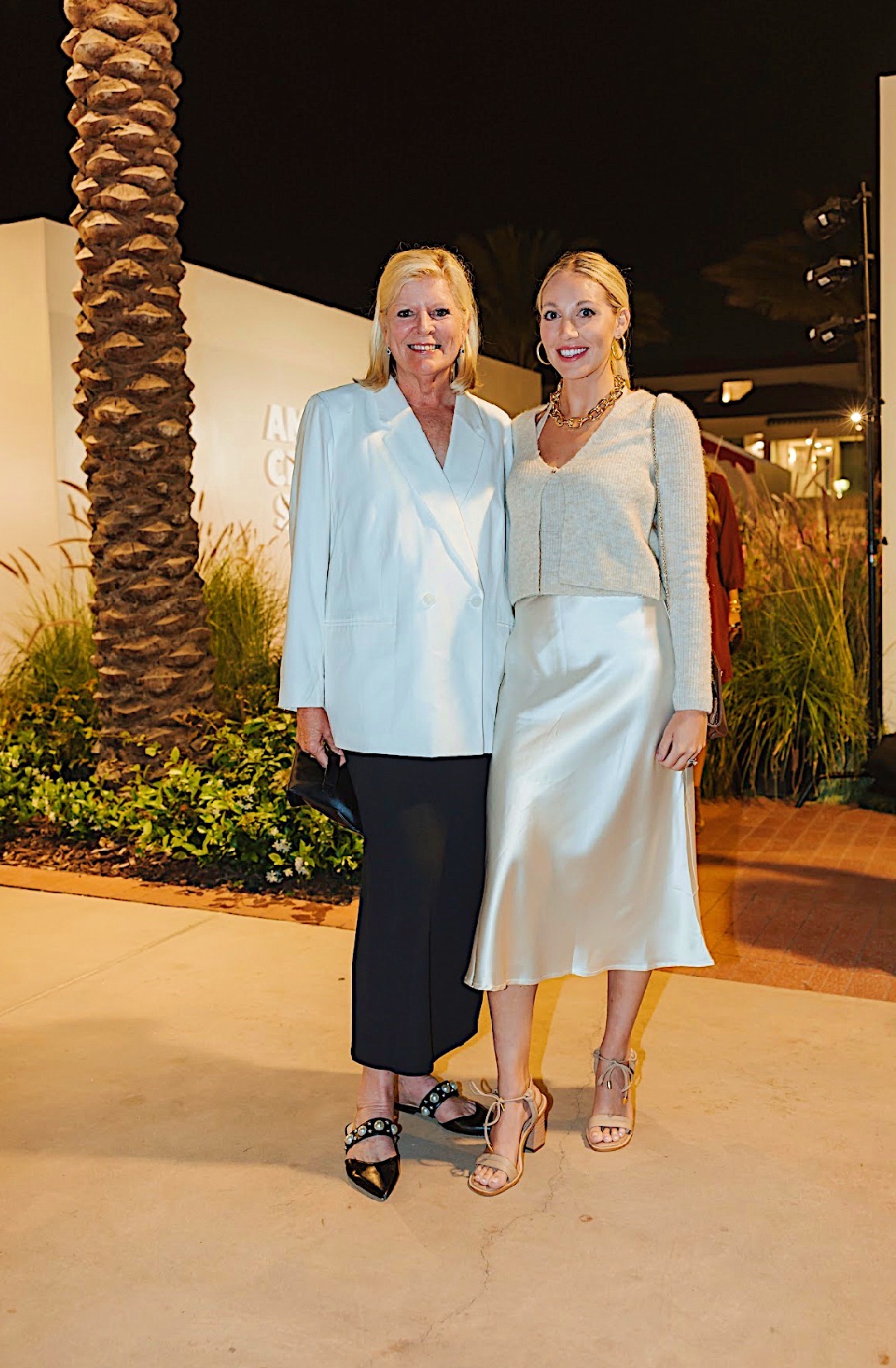 Amazon Creator Summit and Sunday Morning Coffee - MY 100 YEAR OLD HOME