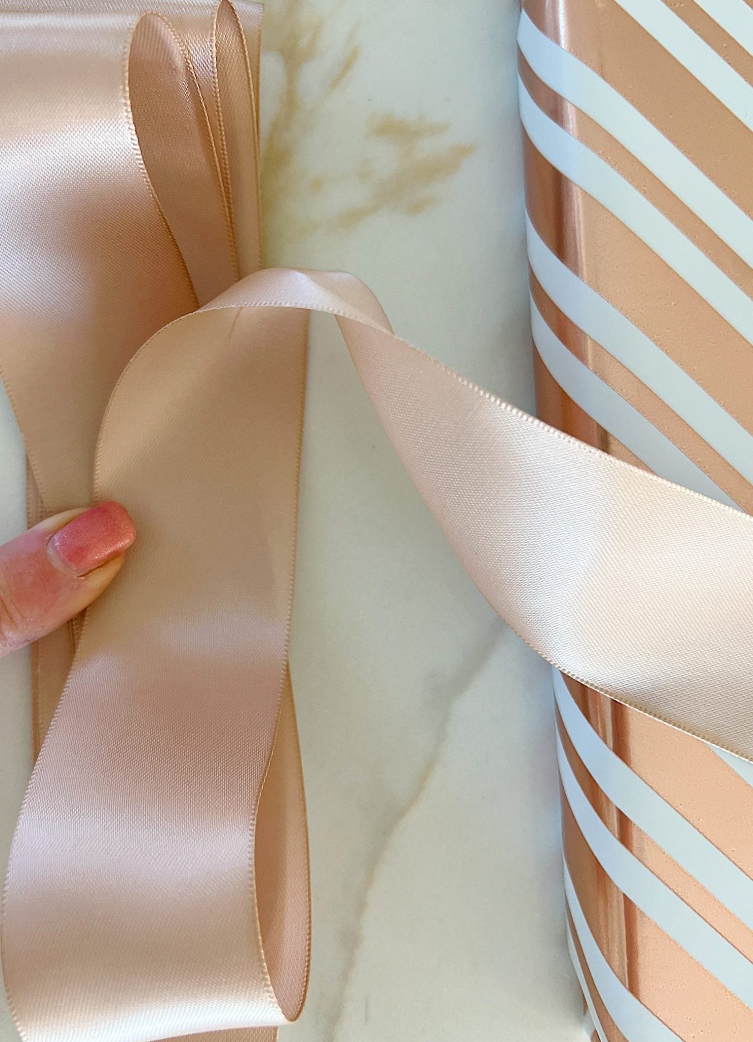 How to Tie a Bow With Ribbon - MY 100 YEAR OLD HOME