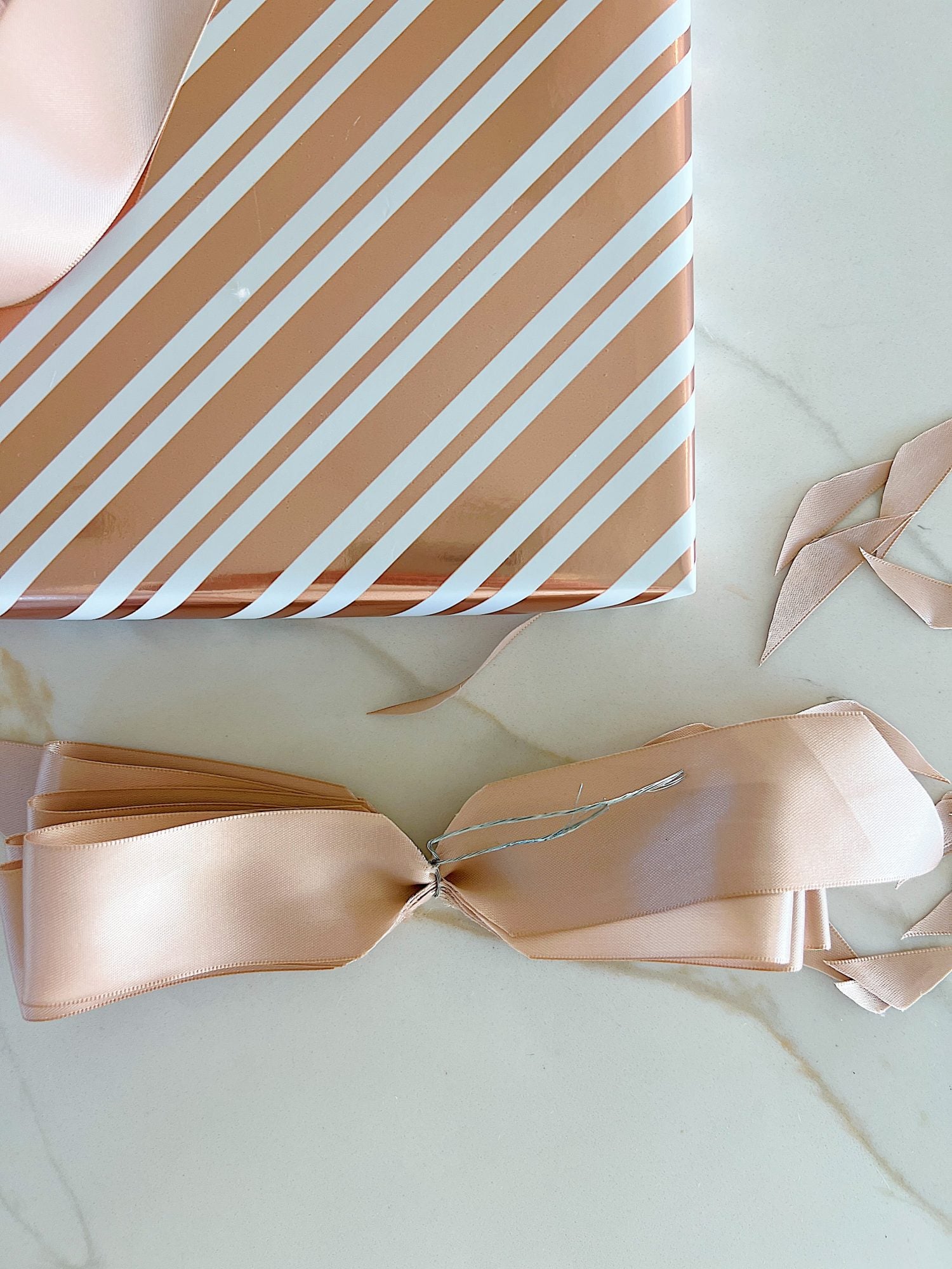 How to Tie a Bow With Ribbon - MY 100 YEAR OLD HOME