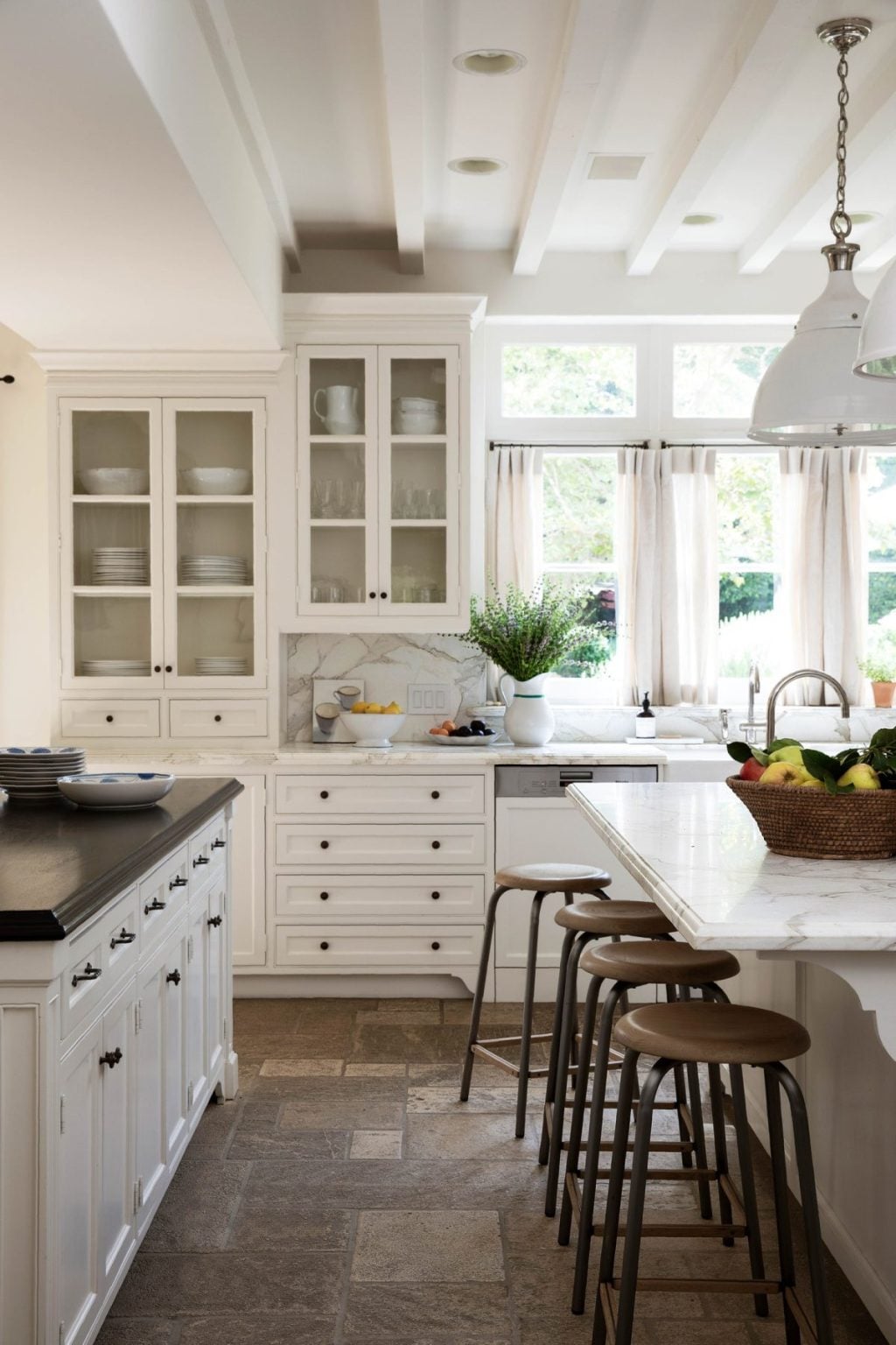 How to Achieve a Nancy Meyers-Inspired Interior in Your Home Decor - MY ...